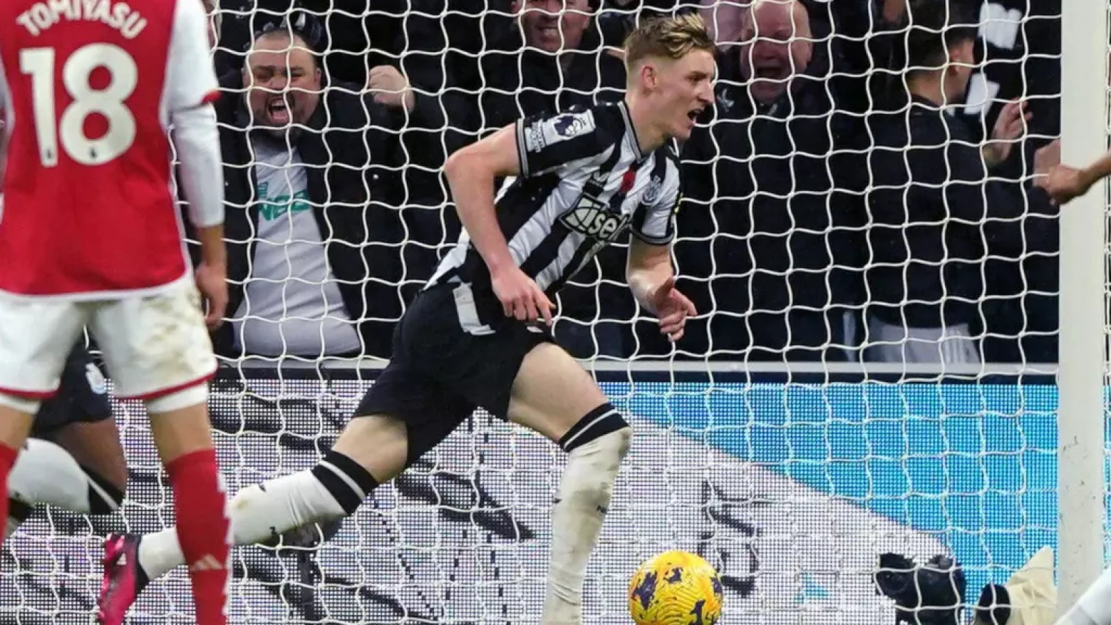 Newcastle star Anthony Gordon's winner hands Arsenal their first defeat ...