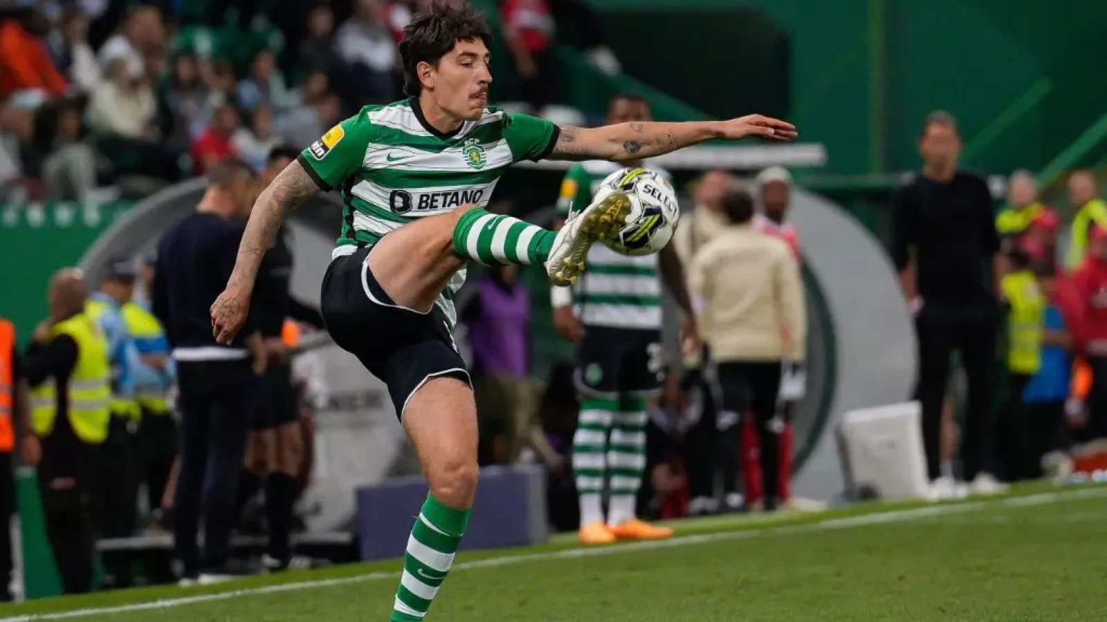 Real Betis confirm the return of defender Hector Bellerin | soccer