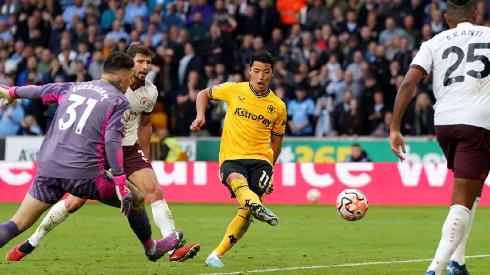 Wolves stun Manchester City to end the champions' winning run | soccer