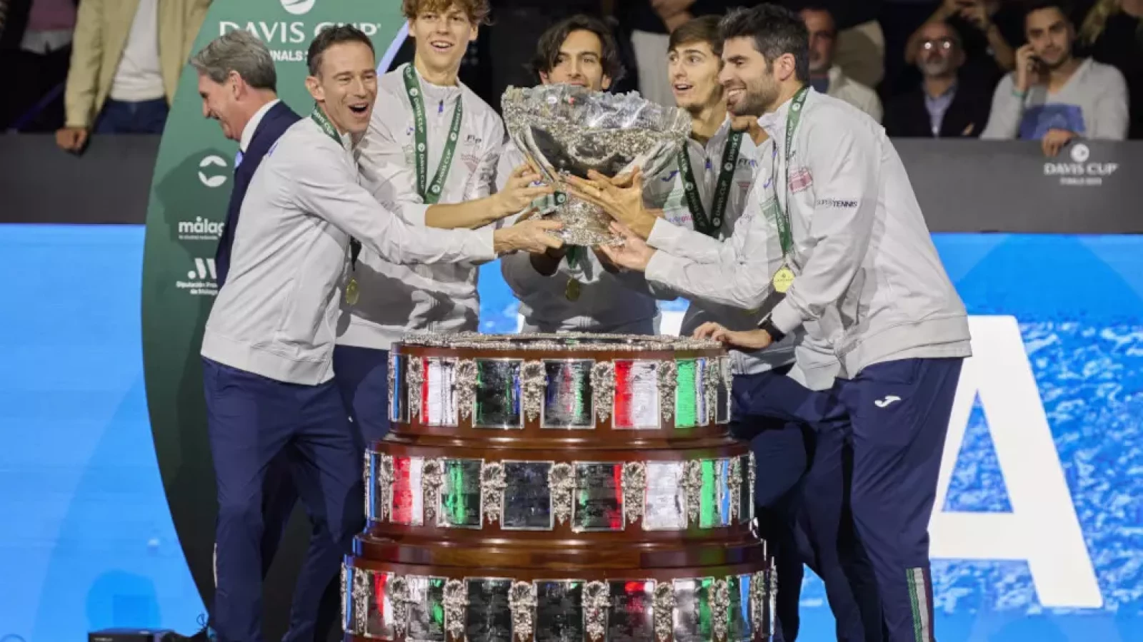 Jannik Sinner stars as Italy beat Australia to lift first Davis Cup title since 1976 | SABC