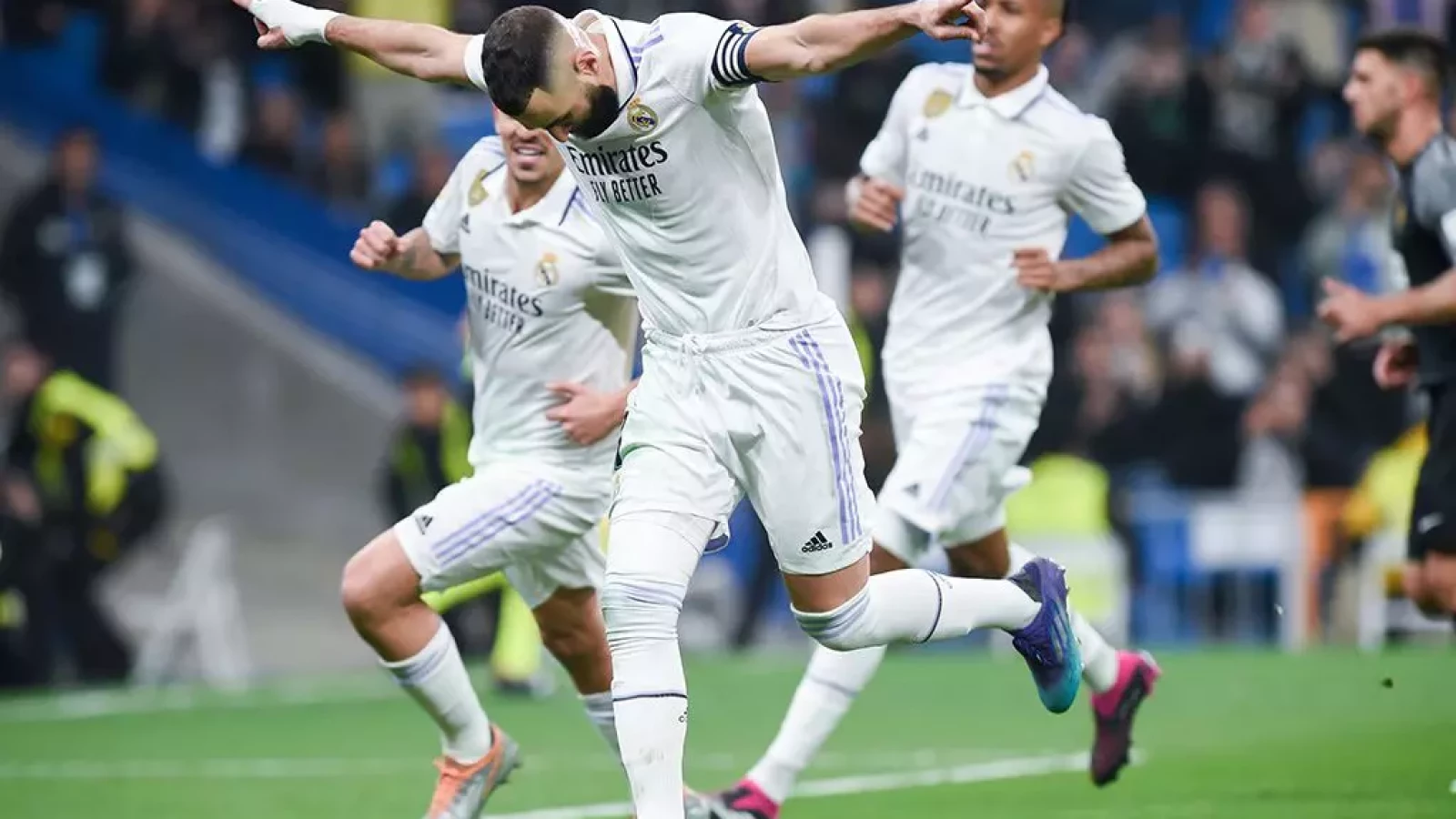 Karim Benzema bags a brace in big Real Madrid win over Elche | soccer