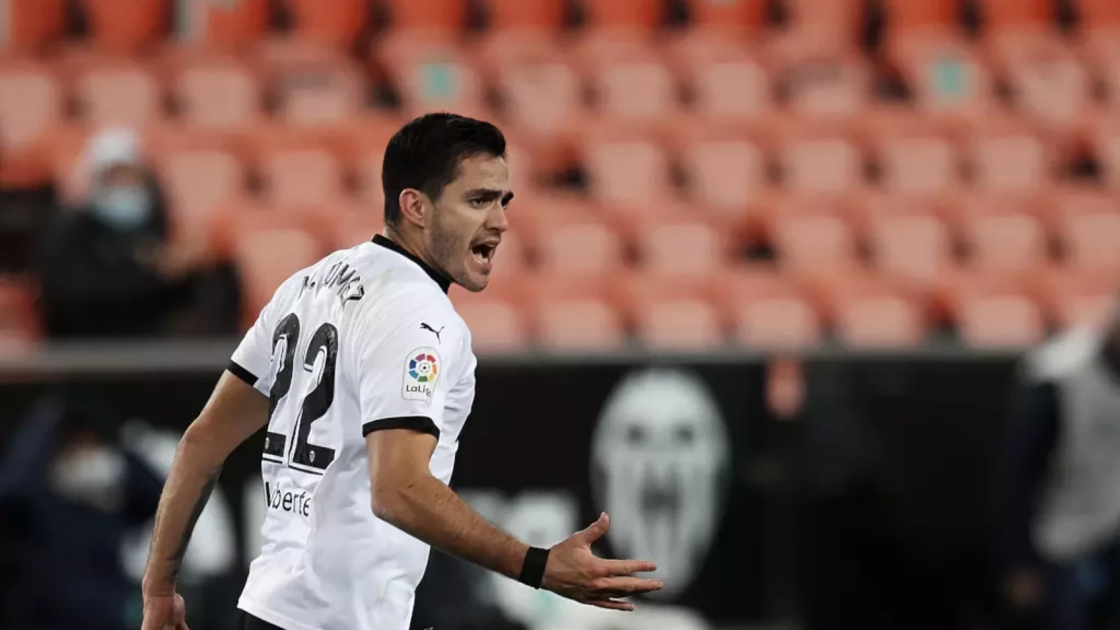 Cadiz sign Maxi Gomez on season-long loan from Trabzonspor | soccer