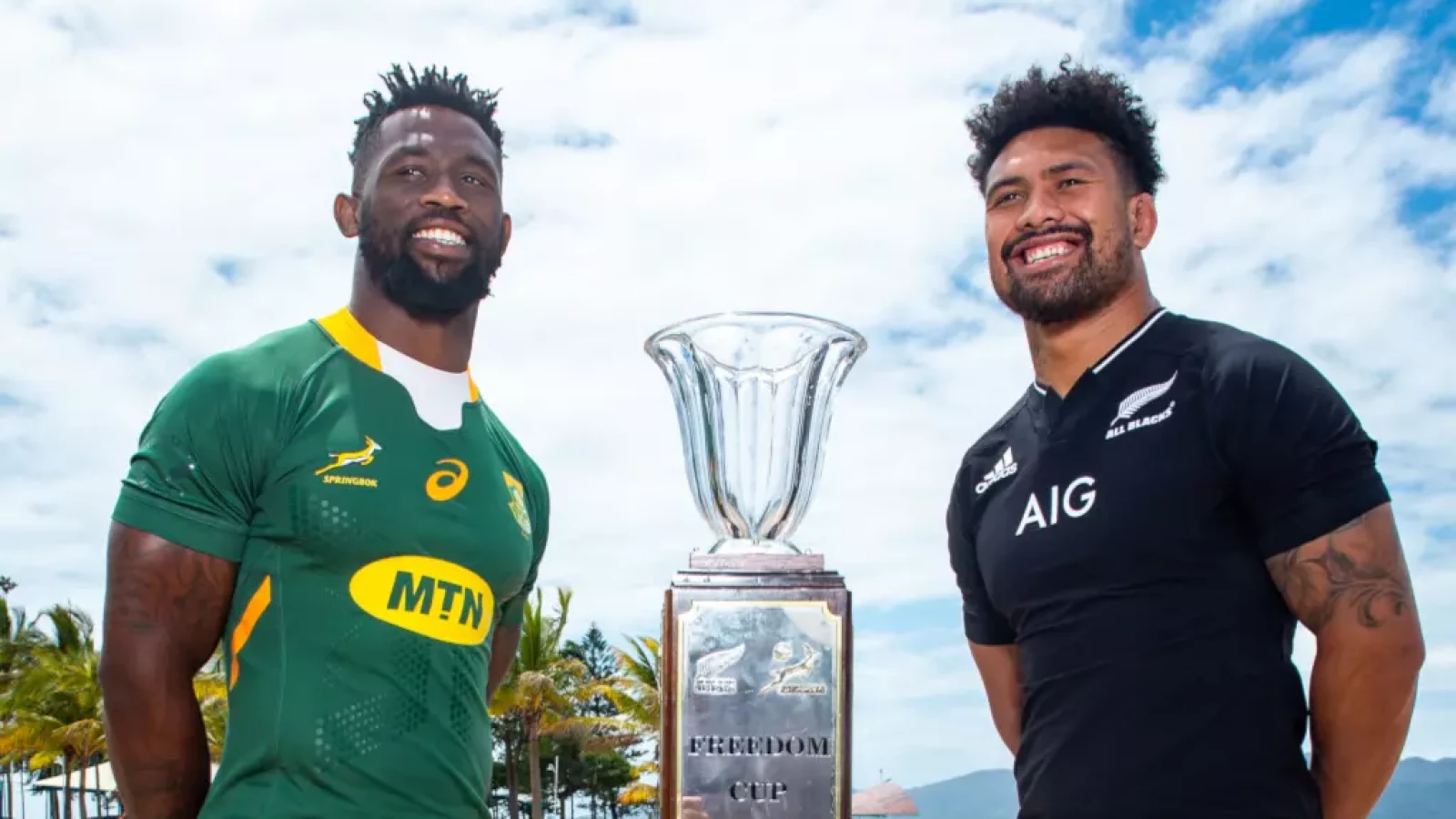 Ardie Savea pays tribute to Siya Kolisi after 'miracle' recovery | rugby