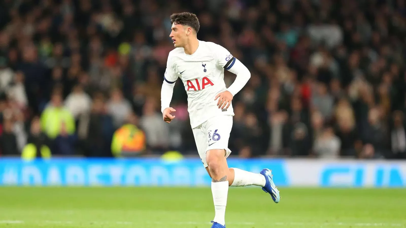 Tottenham forward Alejo Veliz moves to Sevilla on season-long loan | soccer