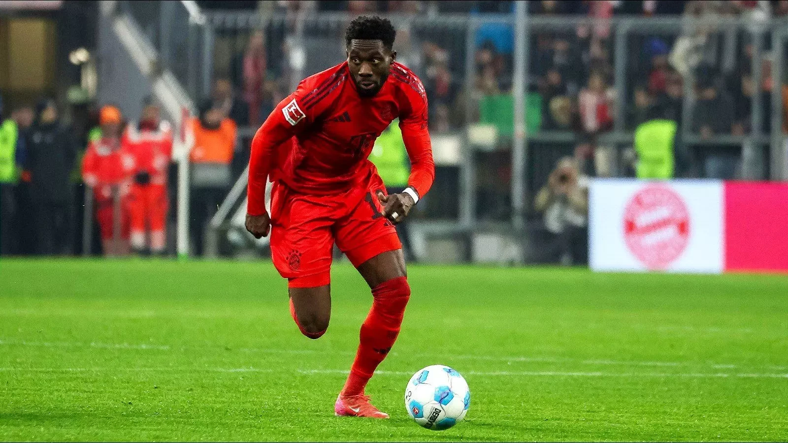 Alphonso Davies dazzles Bayern with new deal, Real Madrid left reeling ...