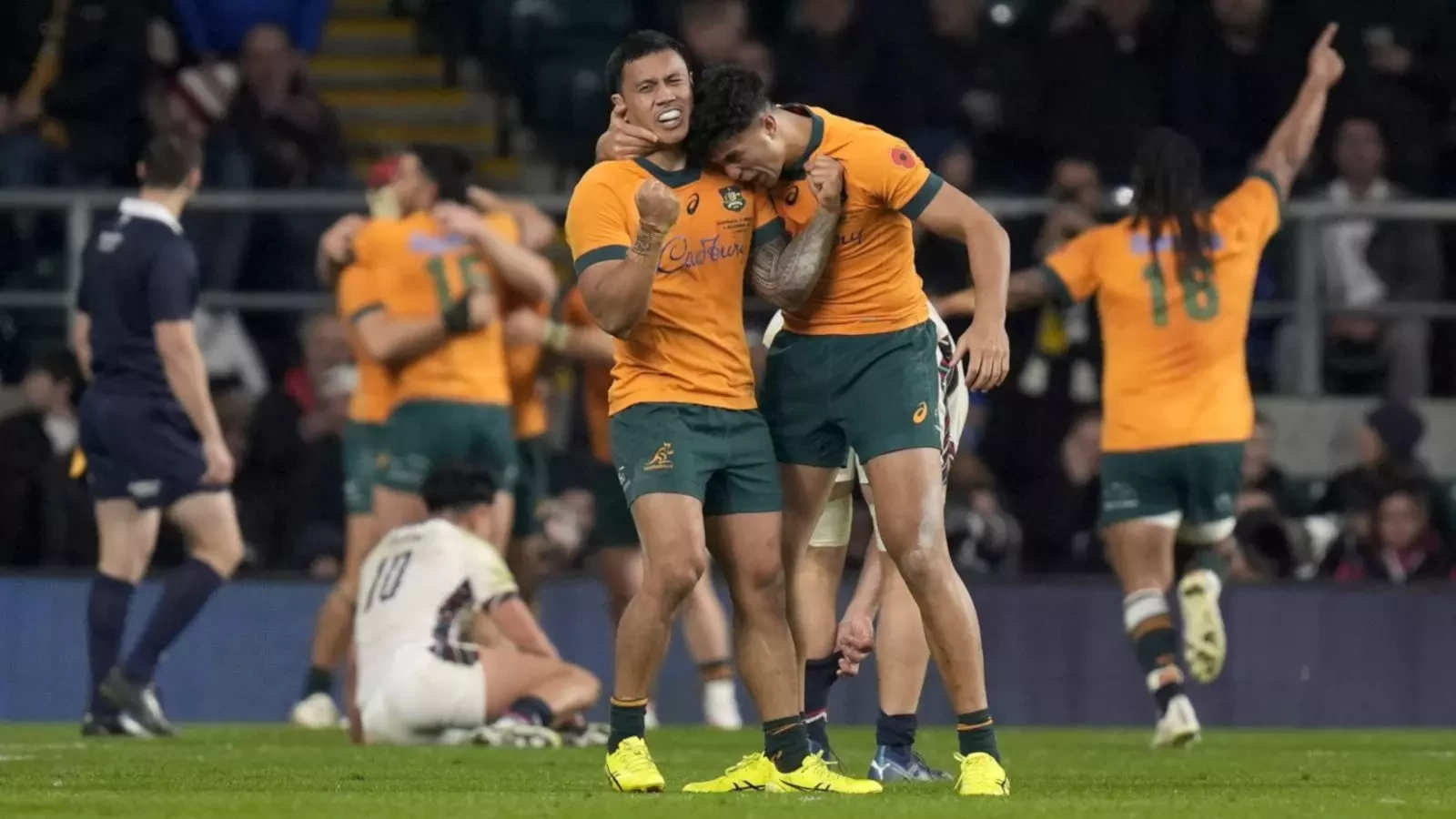 Australia strike late to record stunning victory over England at ...