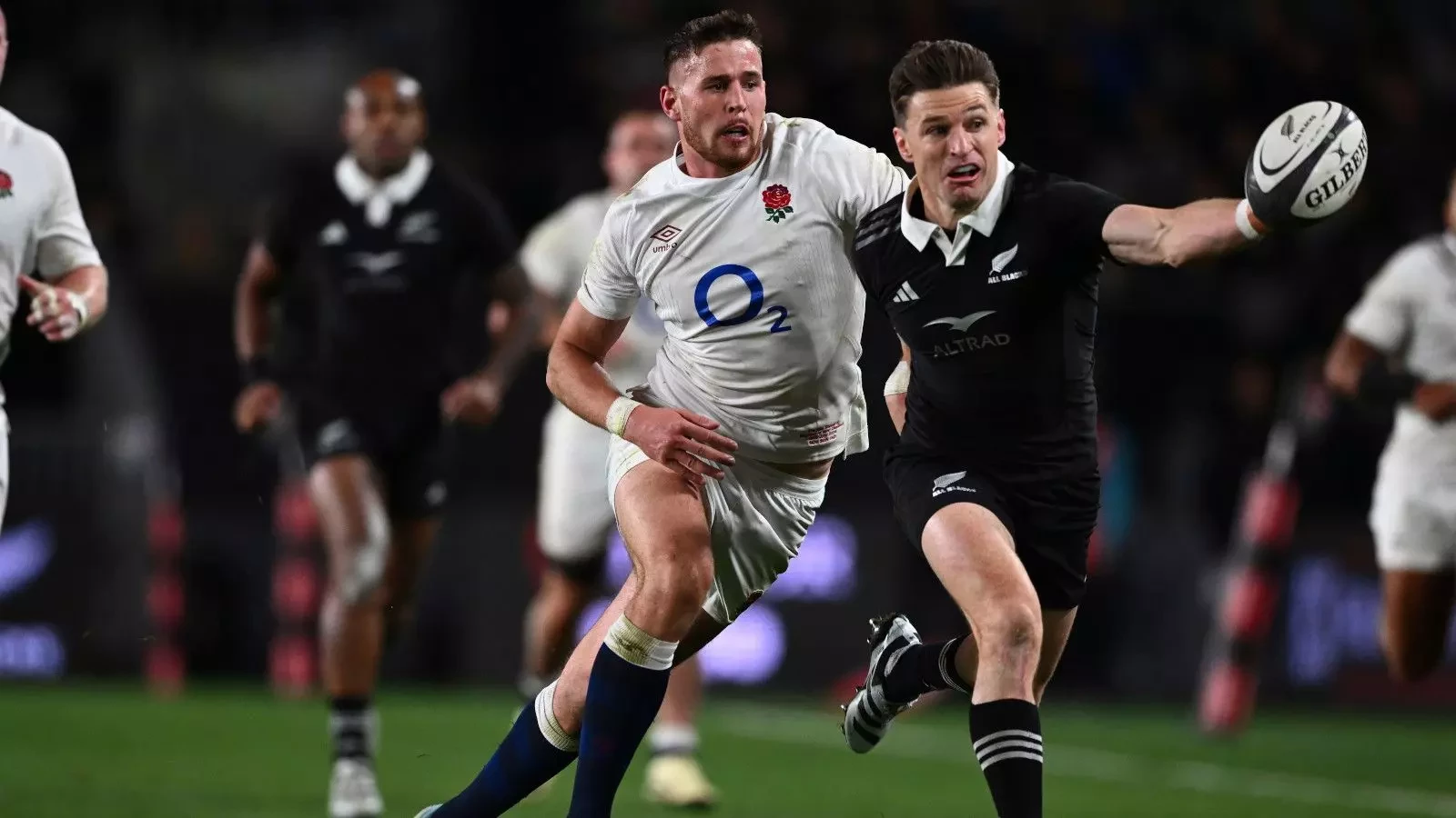 Beauden Barrett stars as All Blacks snuff out England dreams at Eden ...