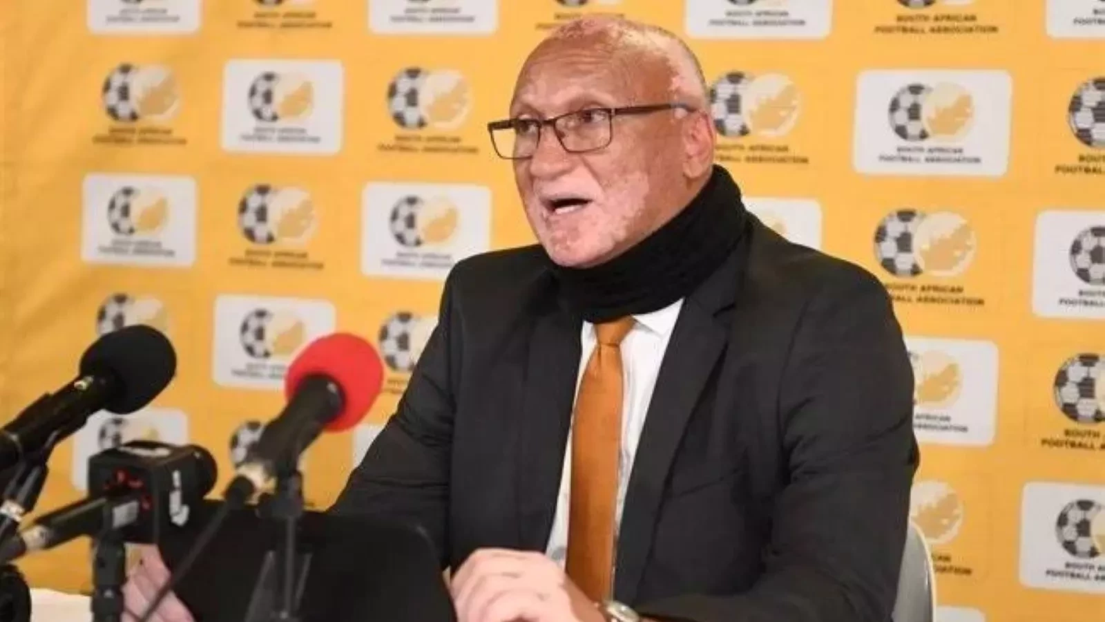 SAFA vice-president Bennett Bailey likens Danny Jordaan to Nelson ...