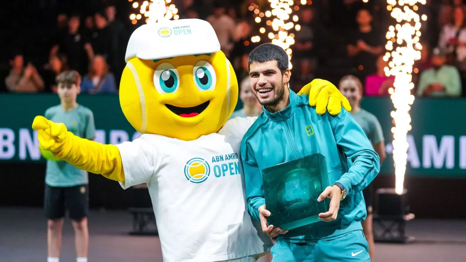Clinical Carlos Alcaraz wins maiden indoor hardcourt title in Rotterdam ...