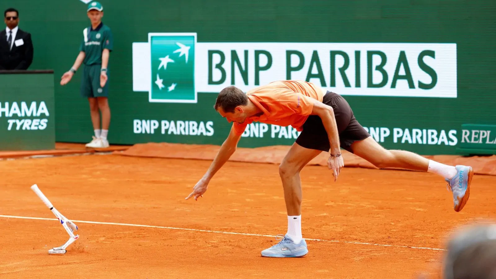 Daniil Medvedev's Monte Carlo meltdown leaves racket in pieces | SABC