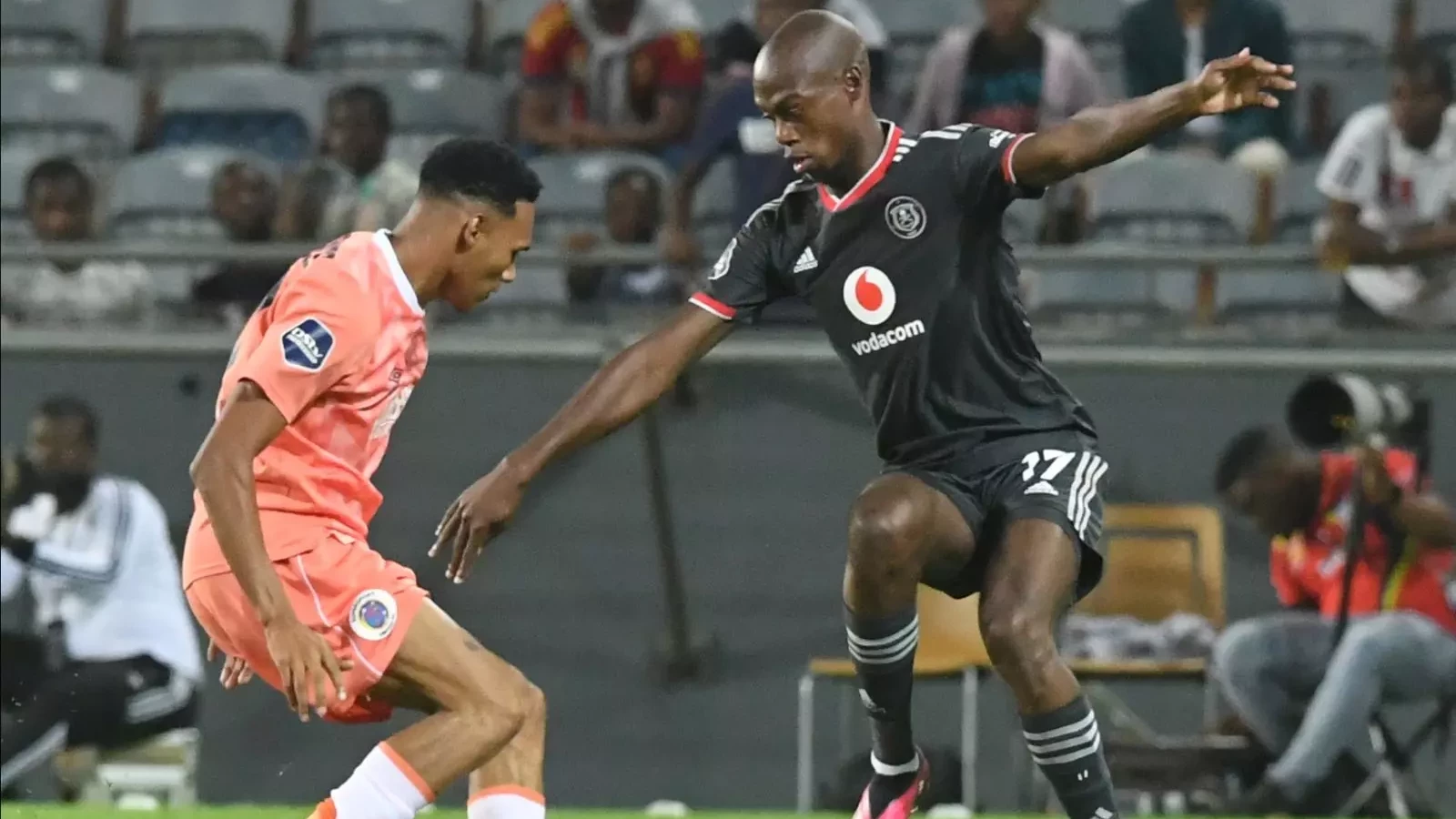 Jose Riveiro makes interesting observation about Evidence Makgopa's ...