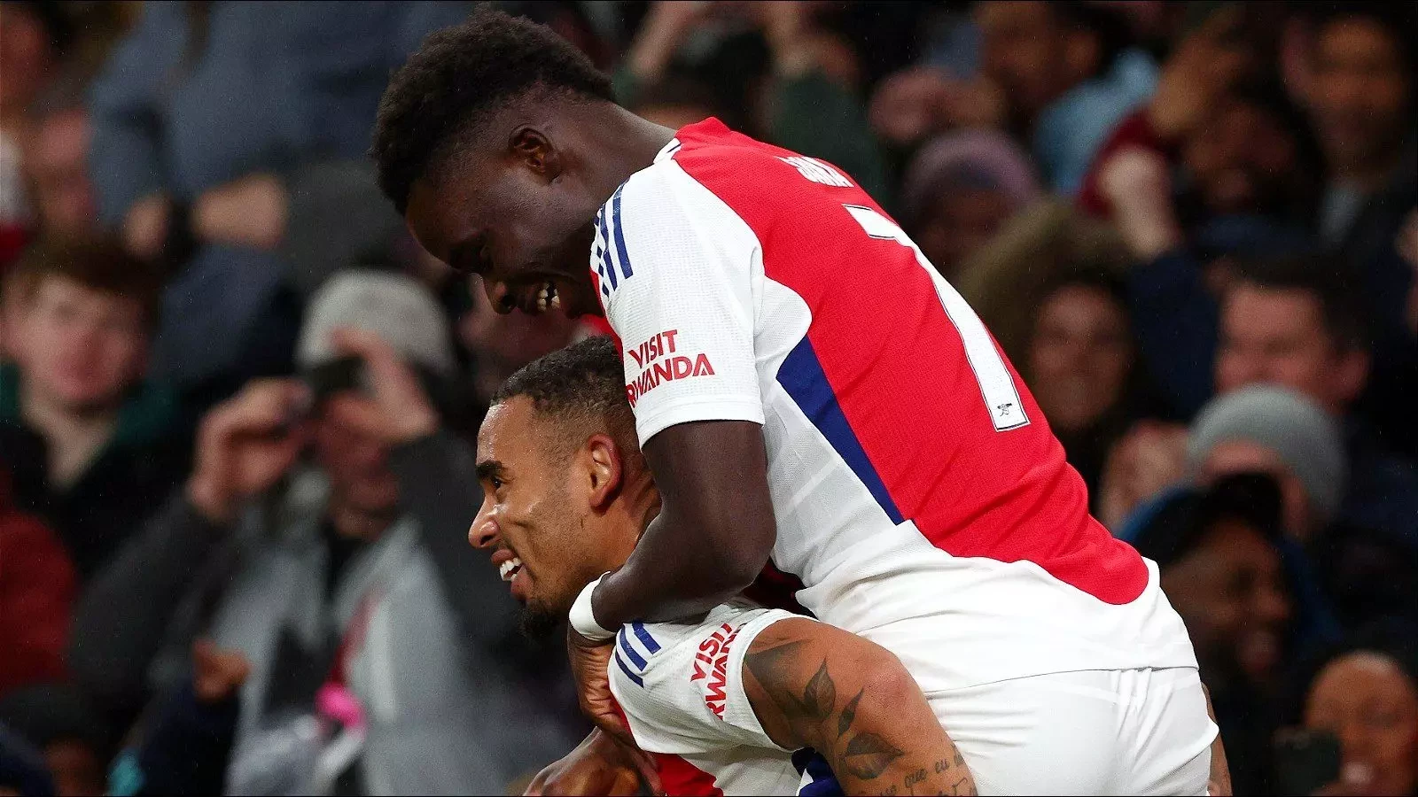 Bukayo Saka and Martin Odegaard rescue Arsenal amid social media criticism | soccer