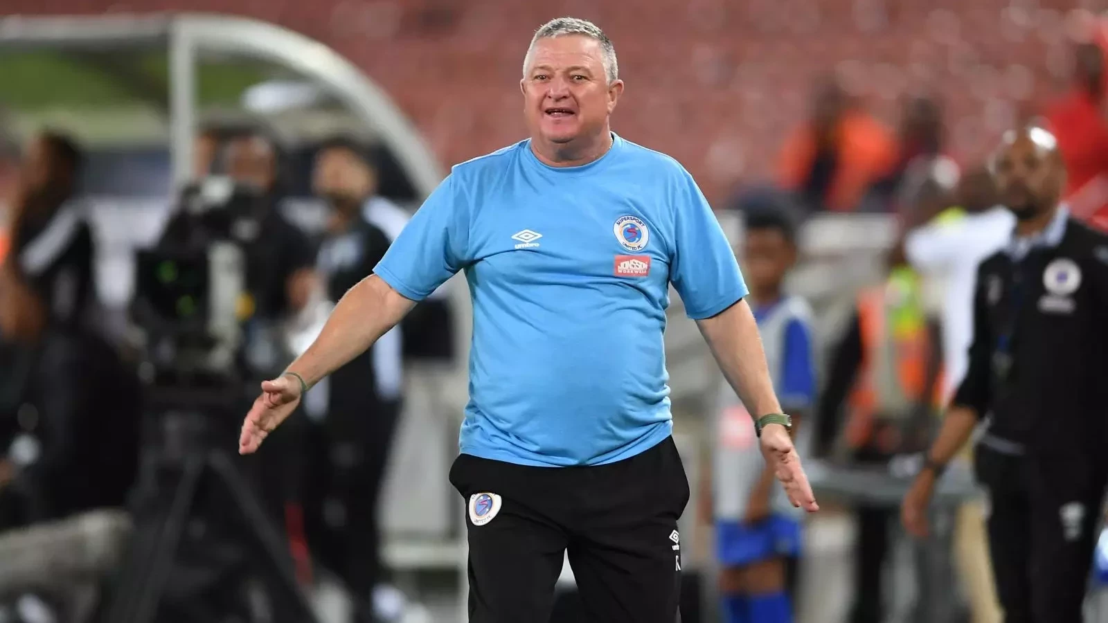 Gavin Hunt explains January transfer window inactivity for SuperSport ...