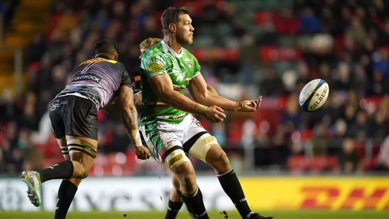 Former Junior Springbok captain renews contract with Leicester Tigers ...