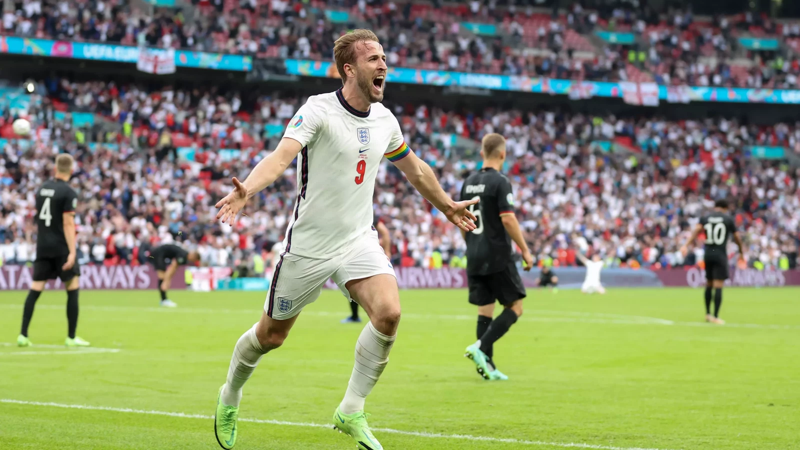 Kane eases fitness concerns by returning to England training | football