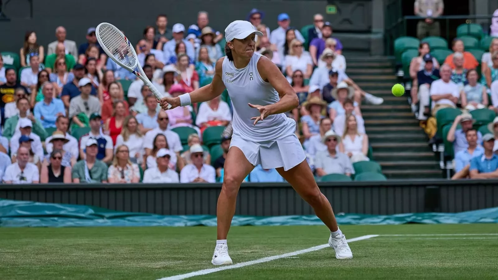 Iga Swiatek into maiden Wimbledon semi-final after seeing off Liudmila ...