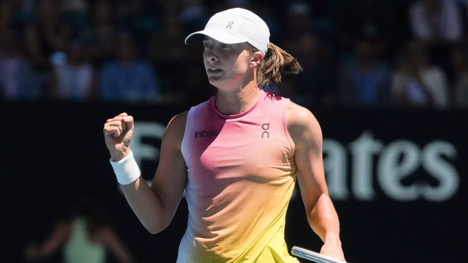 Tennis pundit claims WTA superstar Iga Swiatek is too sensitive | main-domain