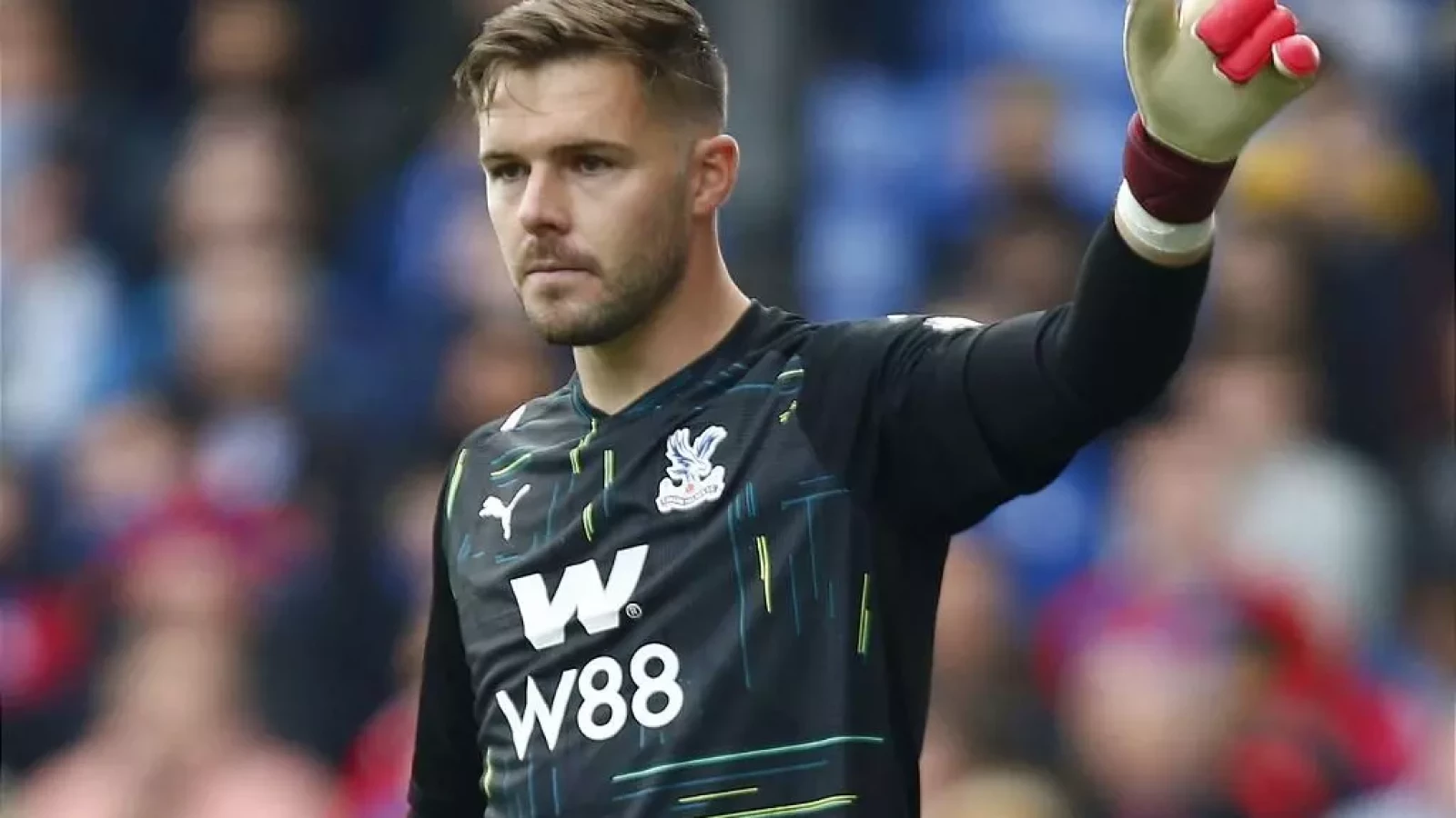 Erik ten Hag 'needs three senior keepers' as Man Utd target Jack ...