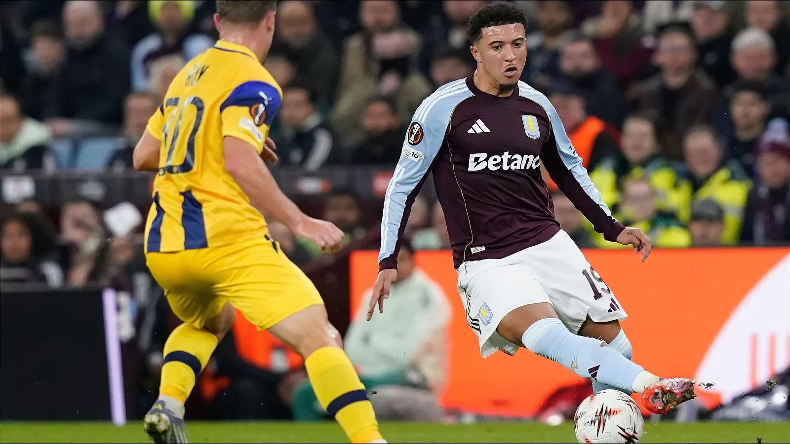 Jadon Sancho misses his chance as Aston Villa march on | soccer