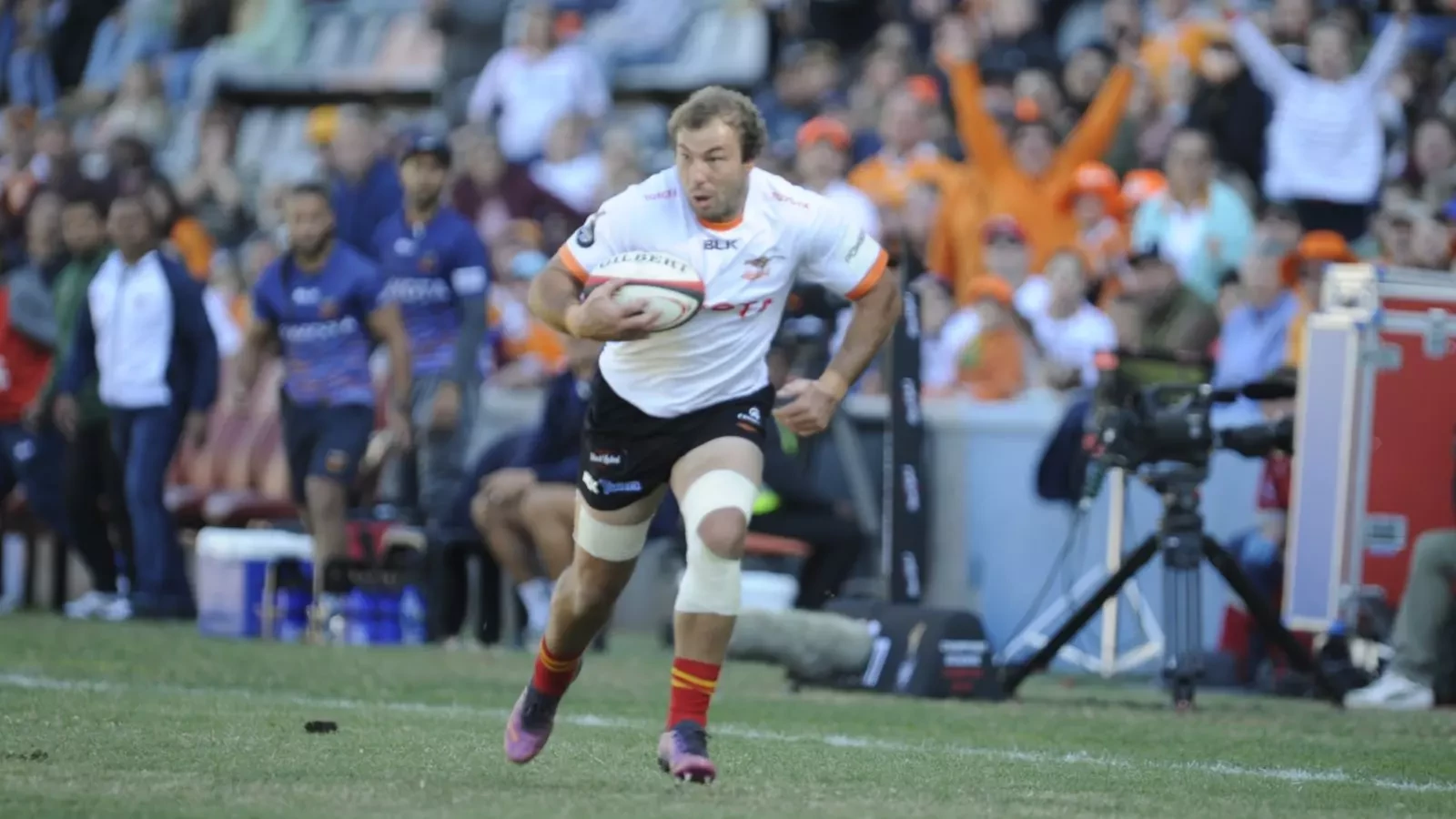 Currie Cup: Cheetahs secure semifinal place with emphatic win against ...