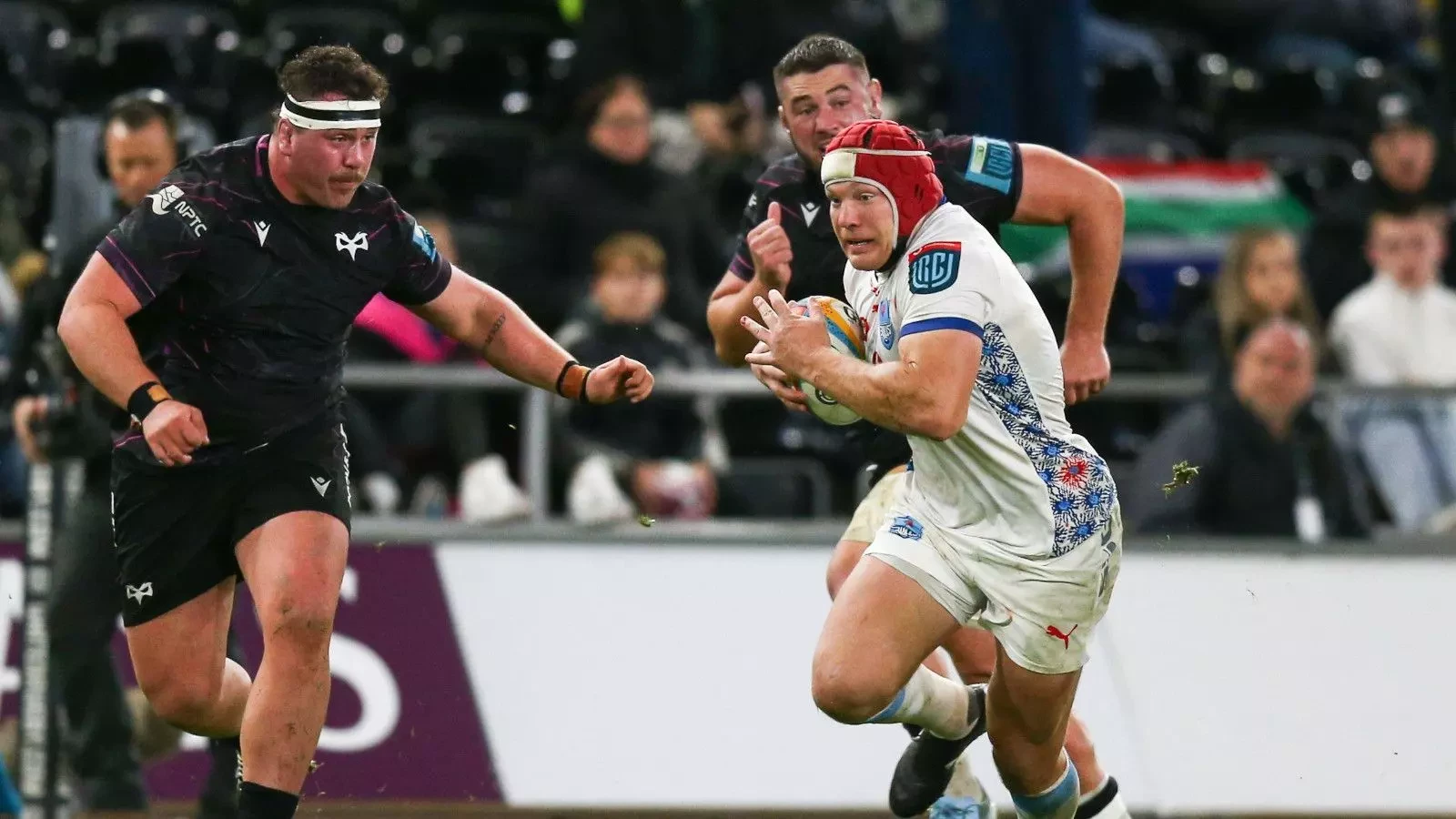 Anger after 'laughable' red card sinks Bulls against Scarlets | rugby