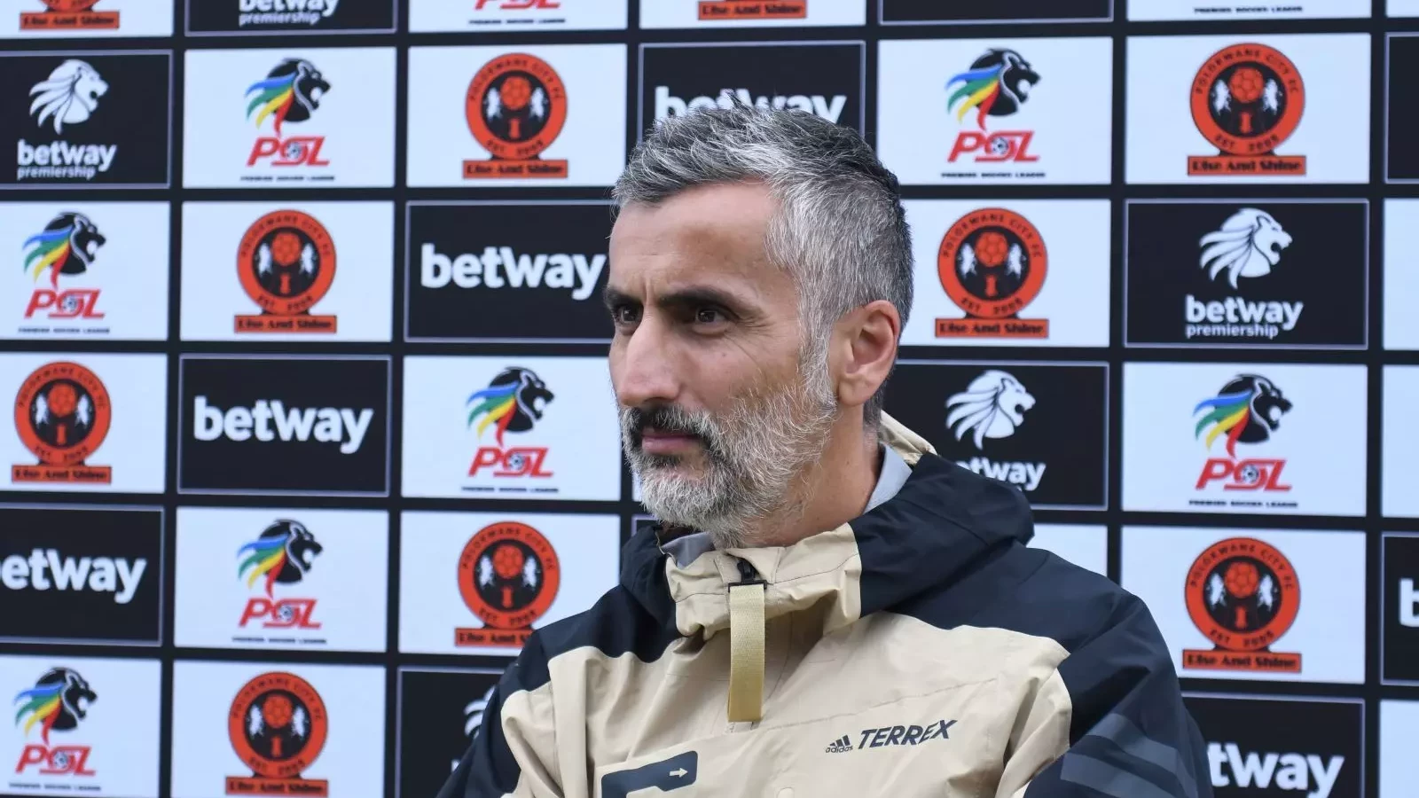 Jose Riveiro honoured to be praised by fellow coaches for his good work ...