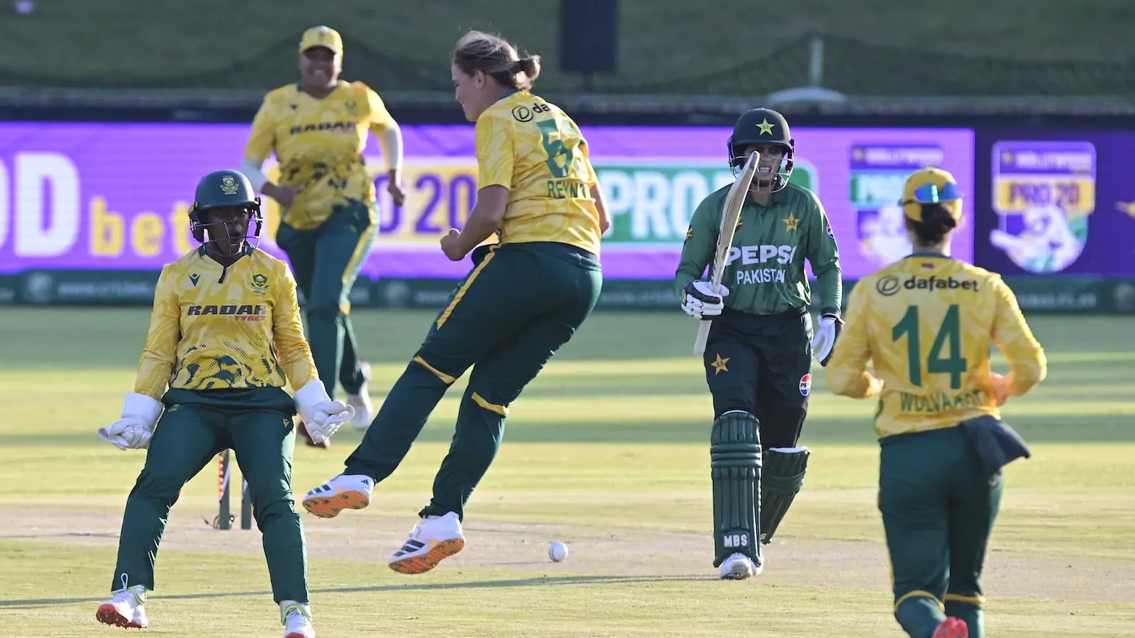 A star is born: Kayla Reyneke gets dream Proteas Women debut | cricket