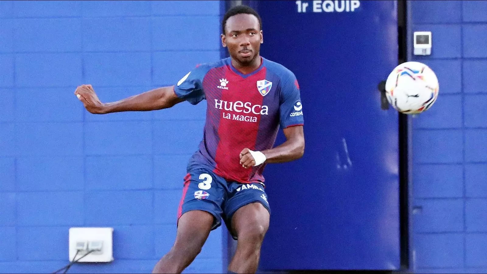 Kelechi Nwakali joins Barnsley | soccer