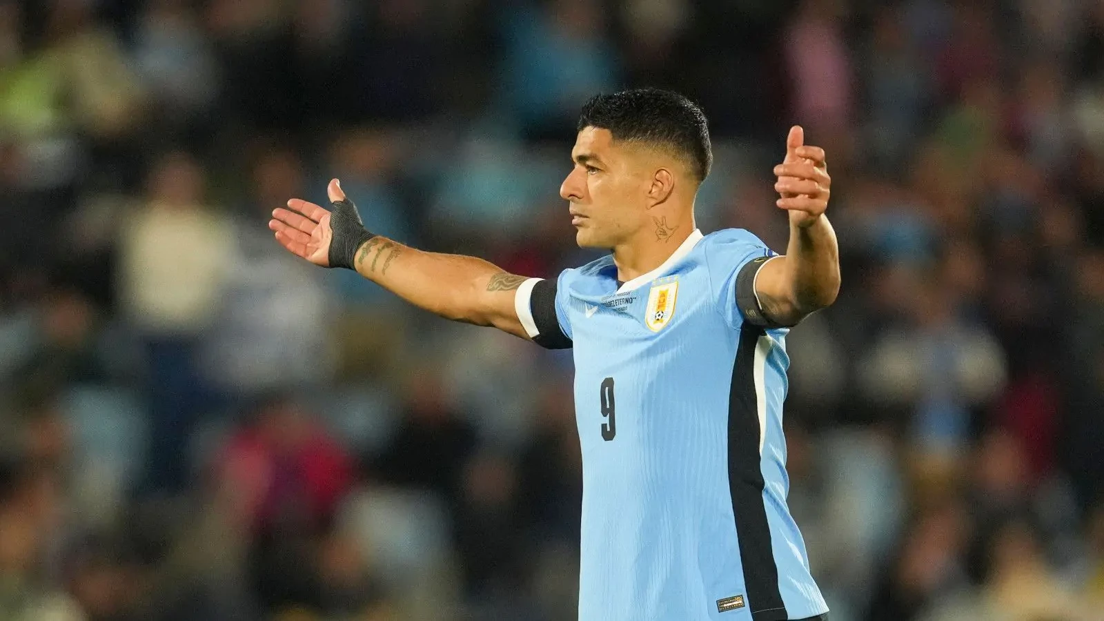 Luis Suarez left out as Marcelo Bielsa names Uruguay World Cup squad ...
