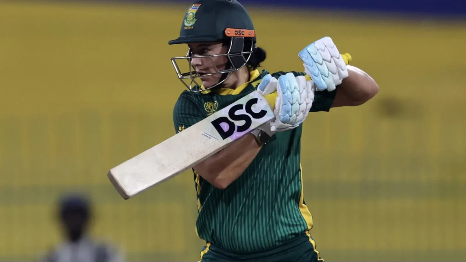 Marizanne Kapp shines with bat and ball as Proteas Women down Pakistan ...