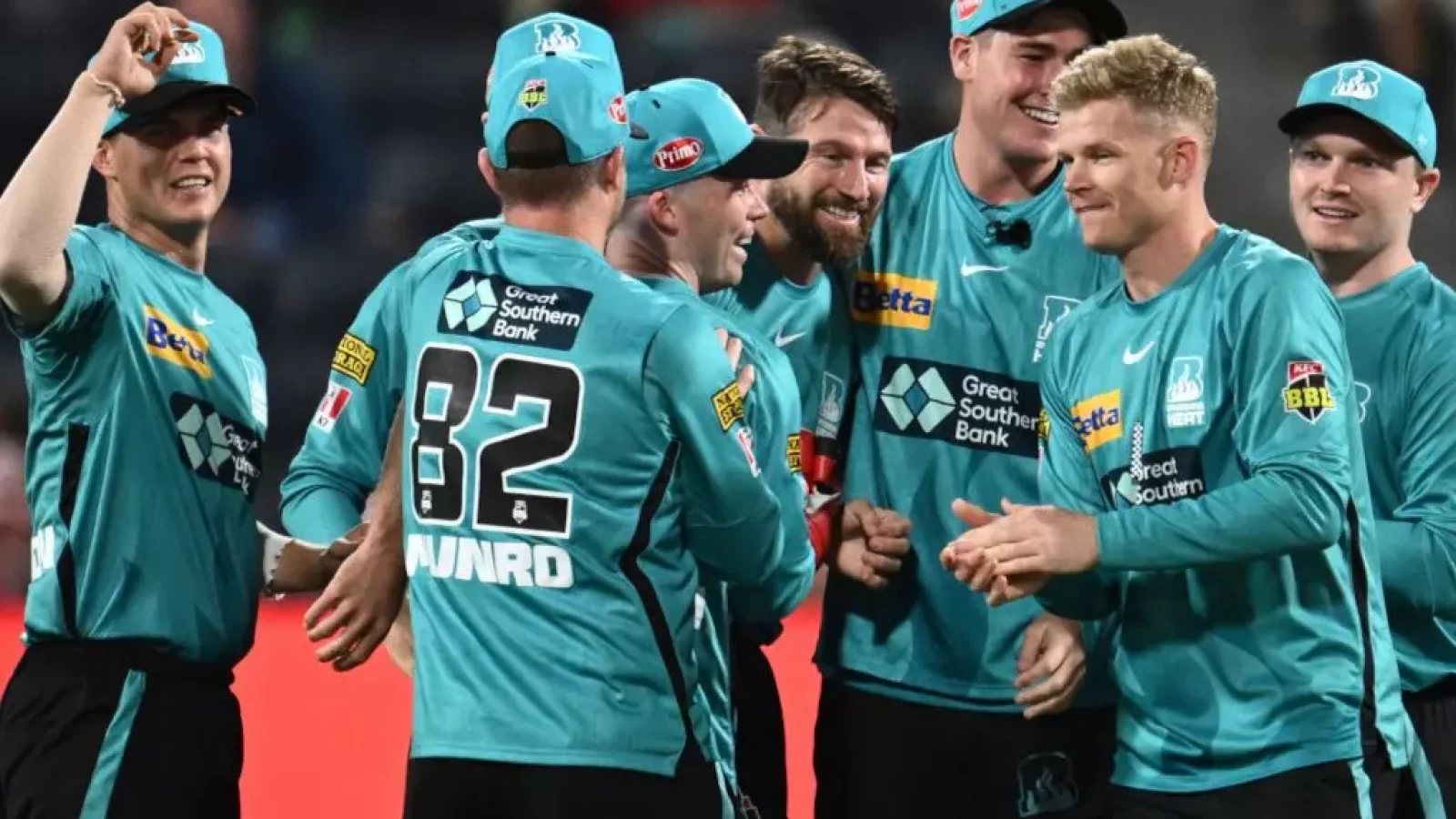 Juggling boundary catch in Big Bash League causes huge debate | cricket Juggling boundary catch in Big Bash League causes huge debate | cricket