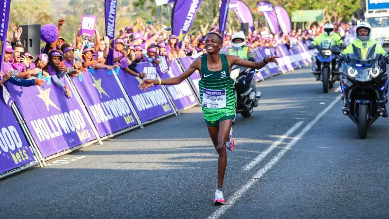 Onalenna Khonkhobe targets the Two Oceans Marathon title | SABC