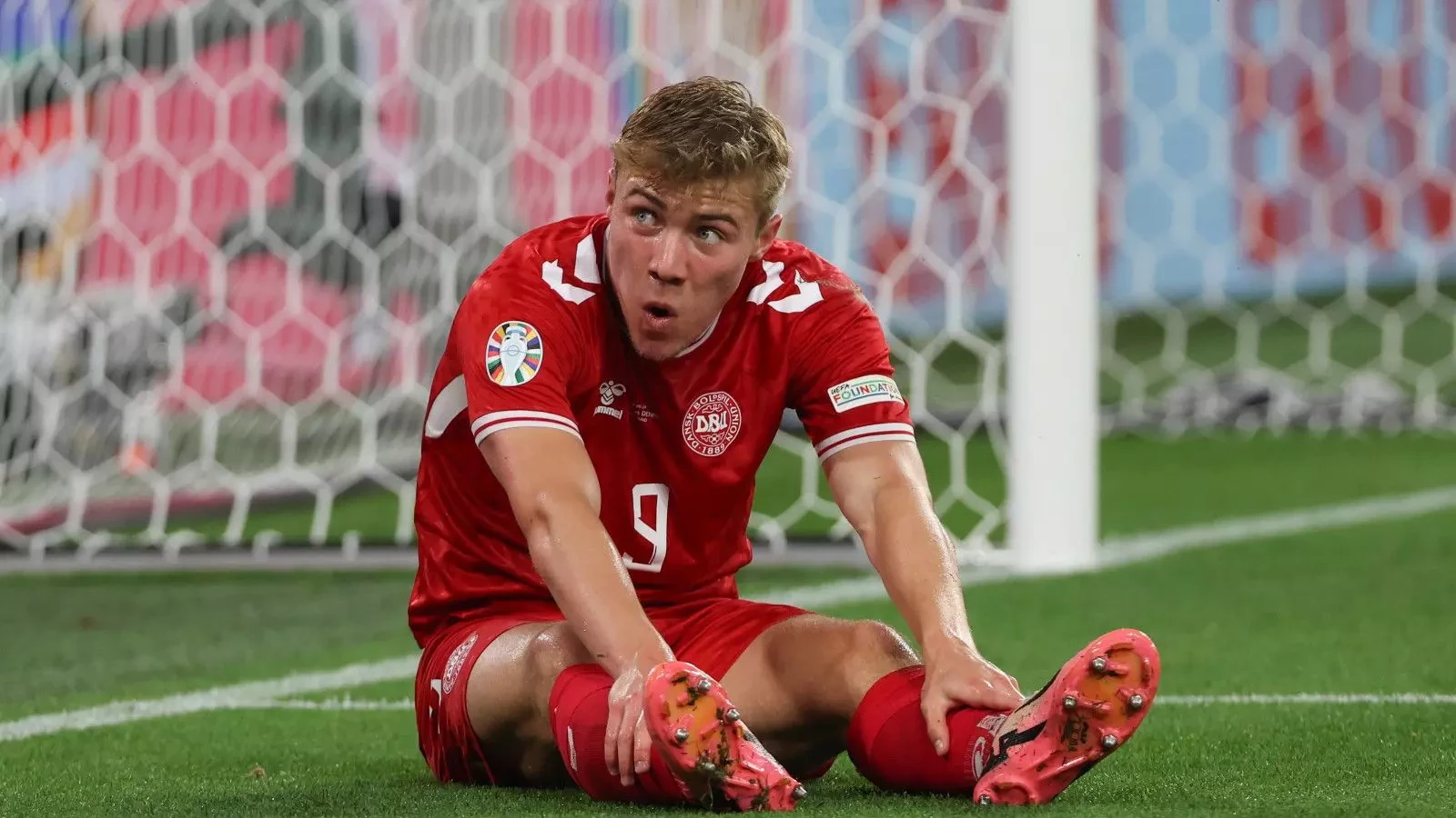 Man Utd striker Rasmus Hojlund fit and firing after injury woes | soccer