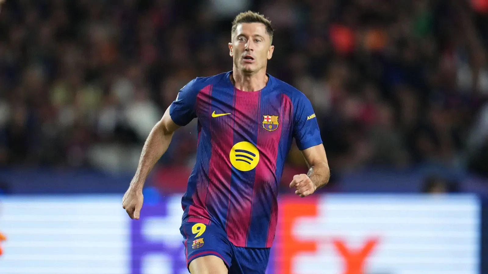 Robert Lewandowski sidelined with muscle tear as Barcelona injury ...