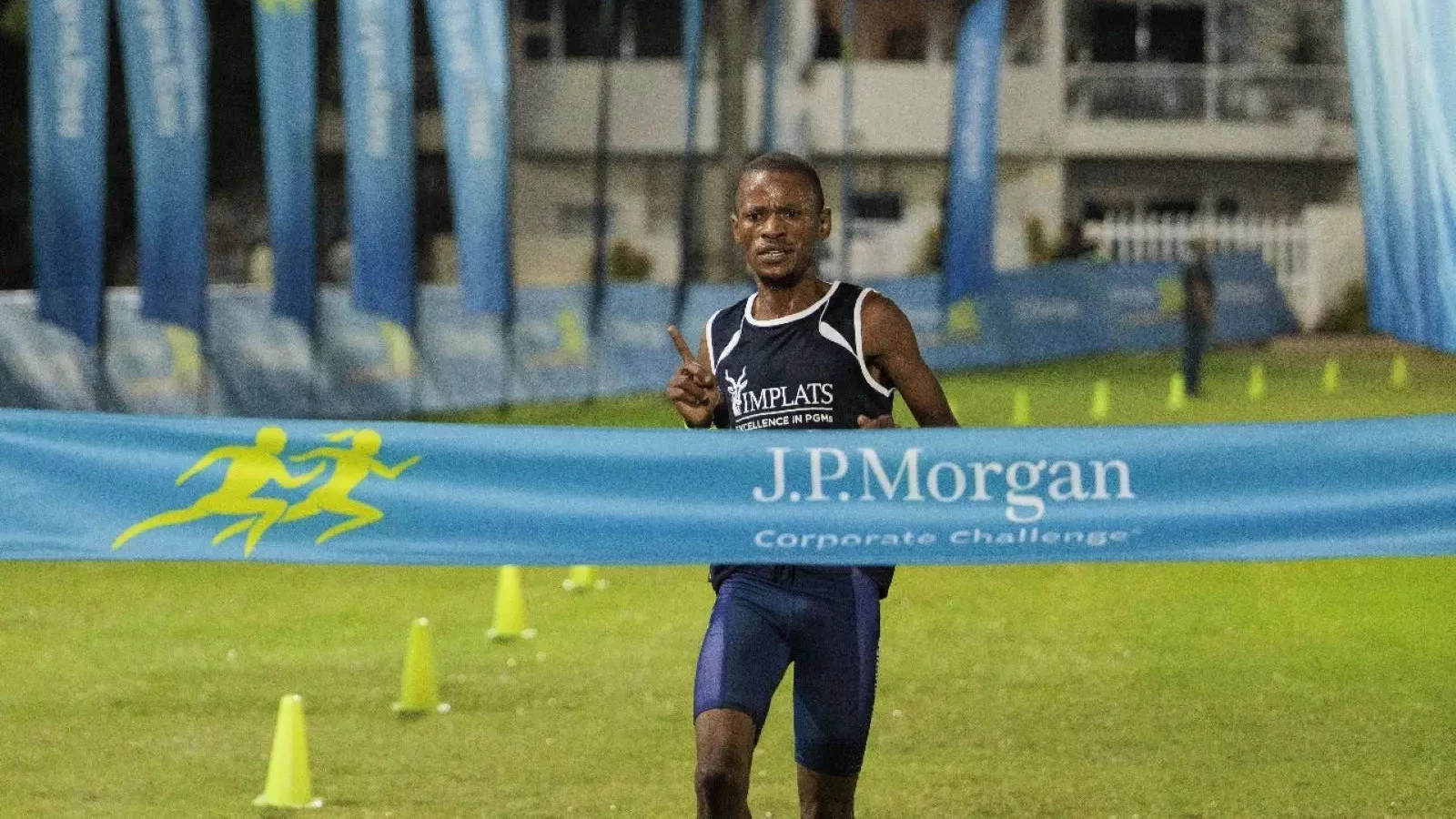 Samuel Matsepe wins the J.P Morgan Corporate Challenge as part of his prep for Oom die Dam ...