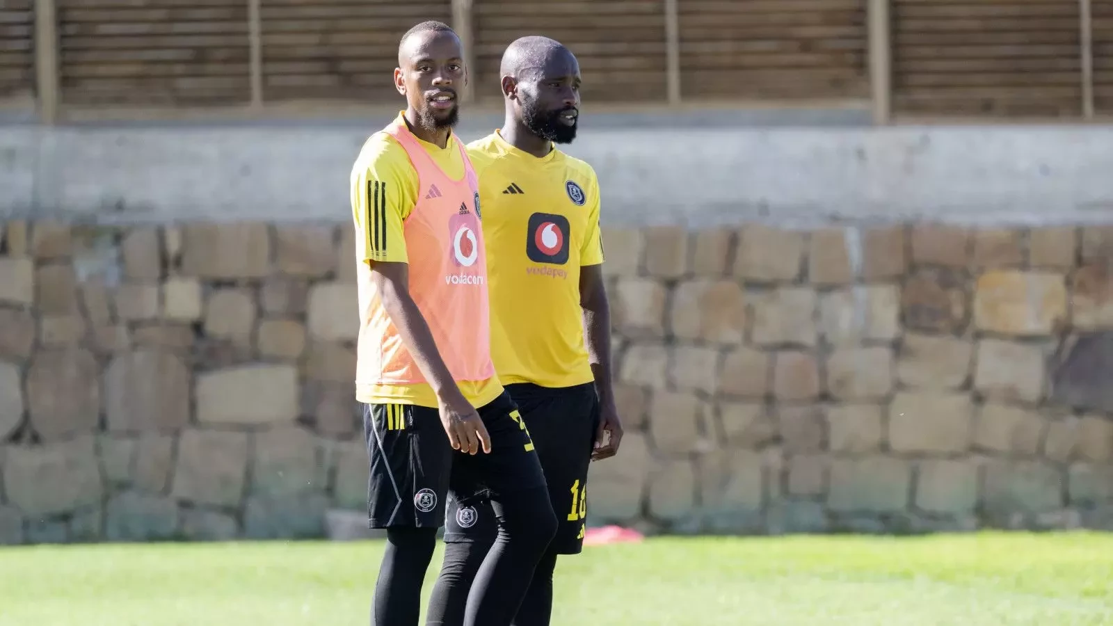 Selaelo Rasebotja backs Orlando Pirates teammates as rehab continues ...