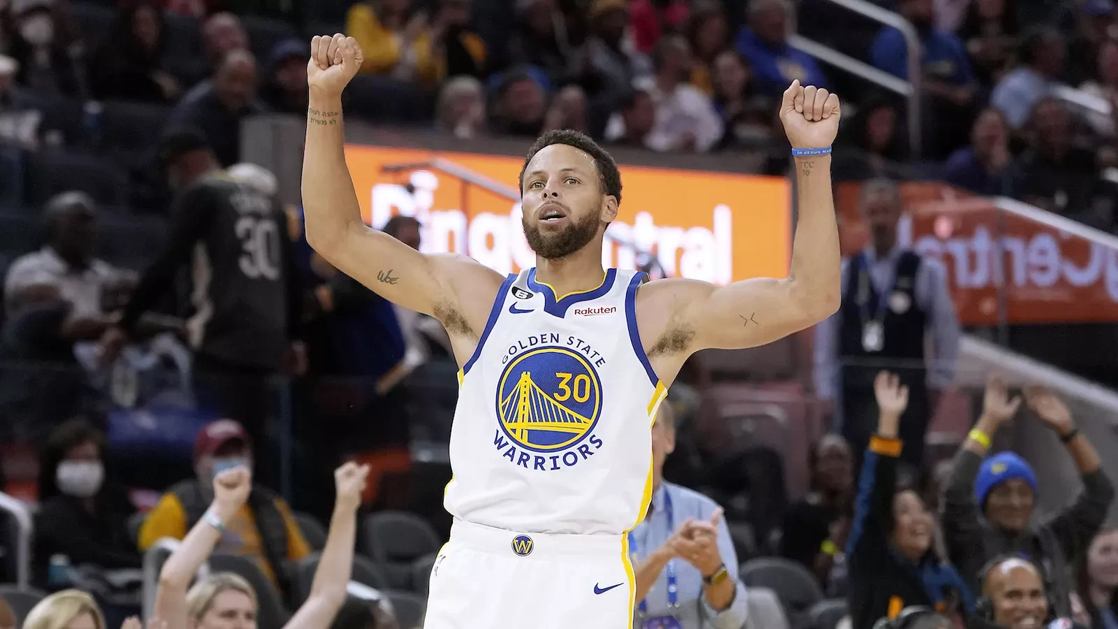 Warriors launch title defense in new NBA season | SABC