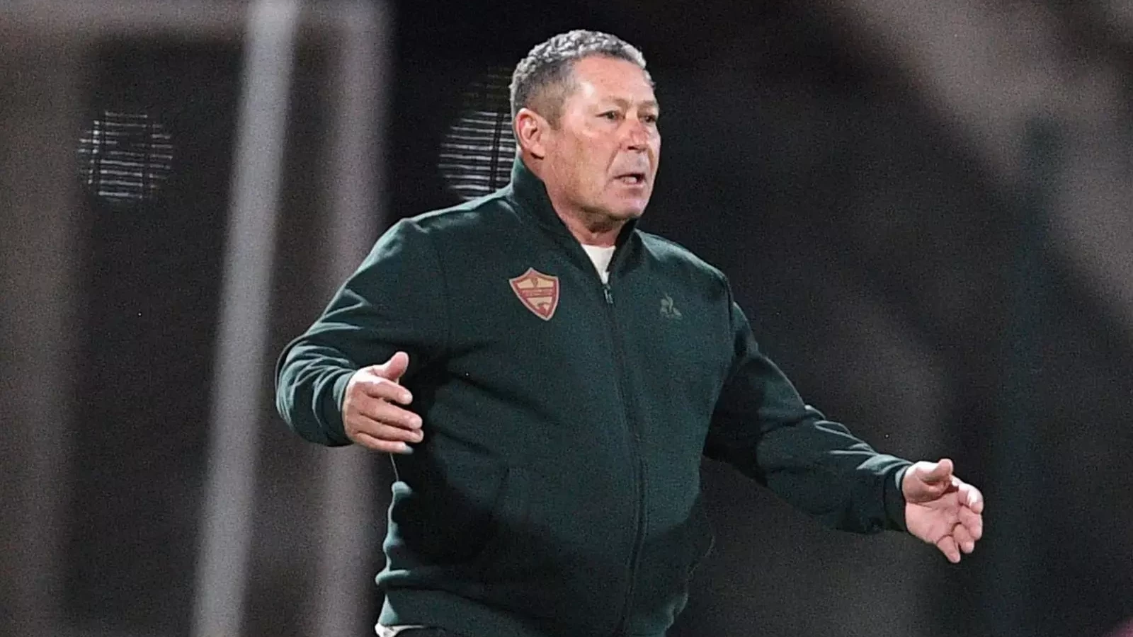 Steve Barker explains game plan to beat Mamelodi Sundowns twice | soccer