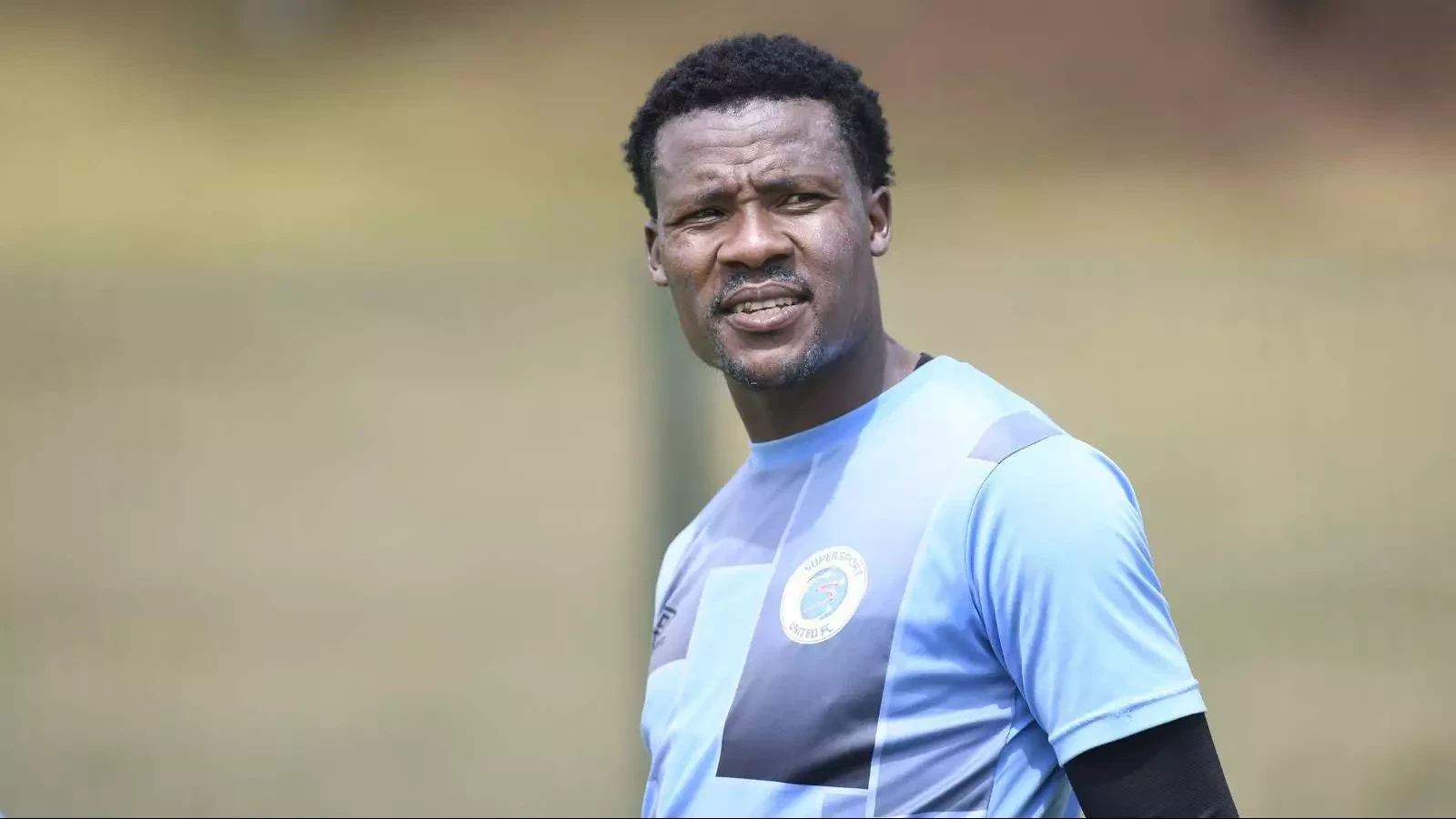 Gabuza rejects move to Royal AM | SABC