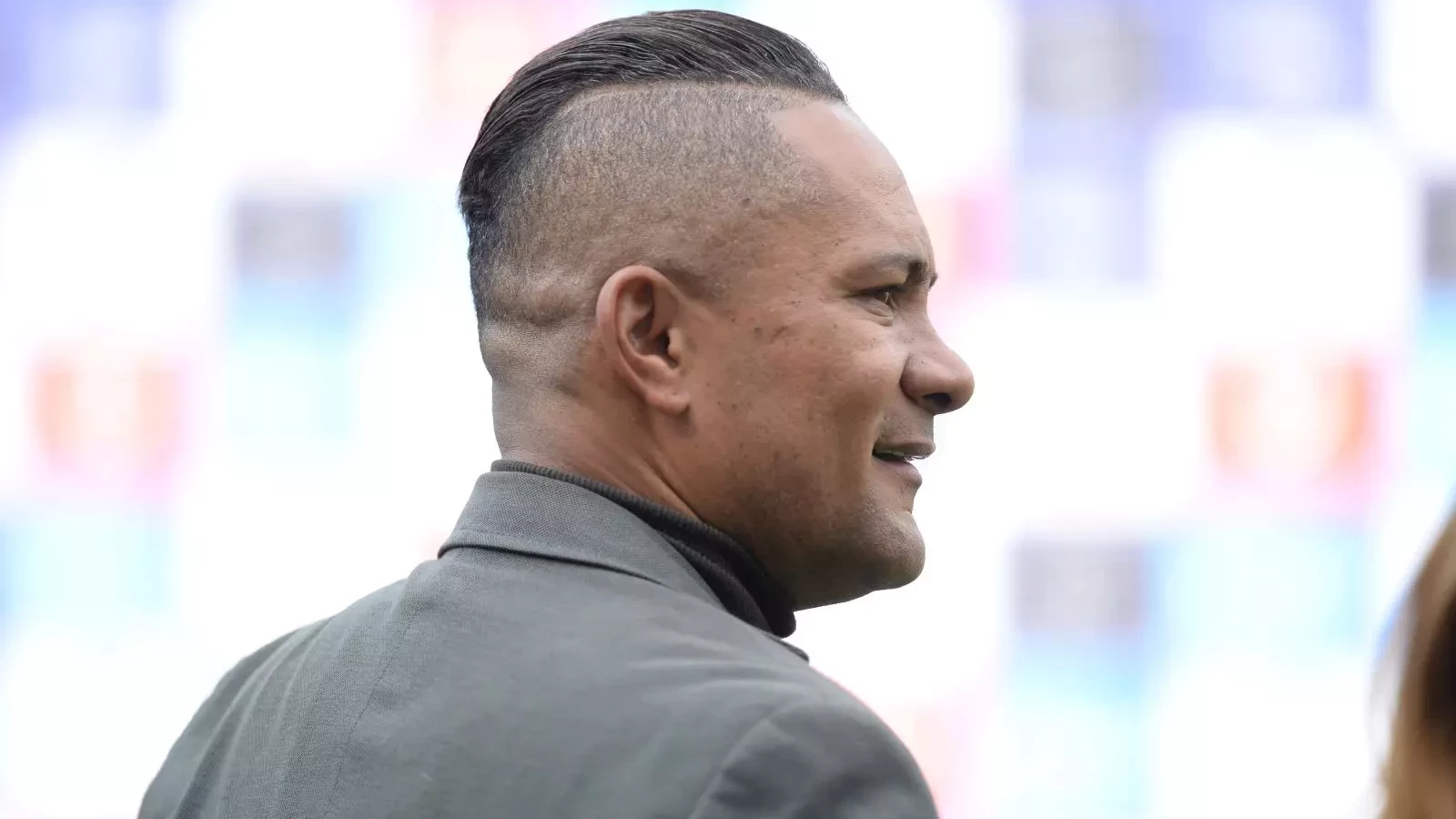 Stanton 'Stiga' Fredericks urges Kaizer Chiefs to back Arthur Zwane ...